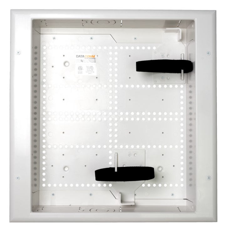 Connected Media Box with duplex power receptacle